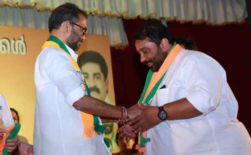 സംവിധായകൻ സുജിത്ത് സുന്ദറിന്റെ നേതൃത്വത്തിൽ ജനതാദൾ എസ് നേതാക്ക ...
